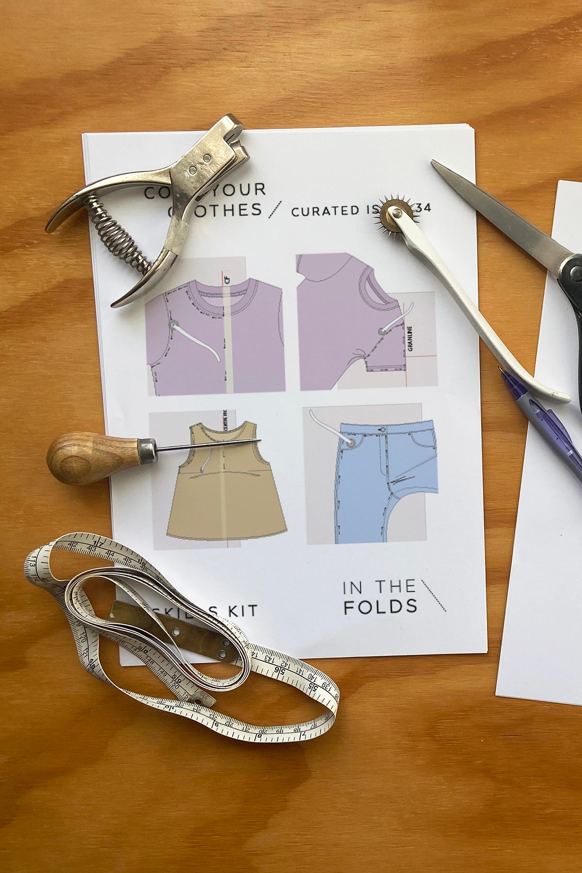 Copy your clothes Series – In the Folds